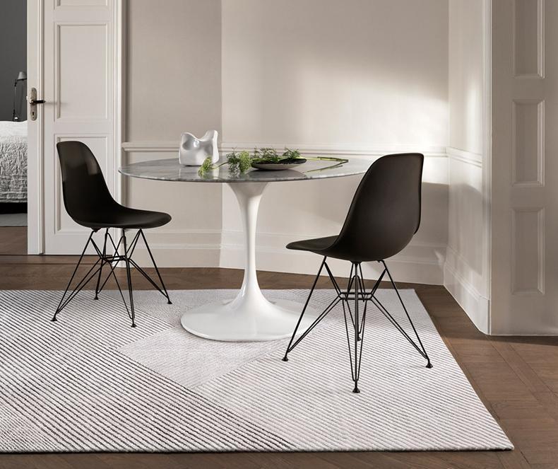 Modern Rugs for Dining Room, Modern Rugs under Dining Room Table ...